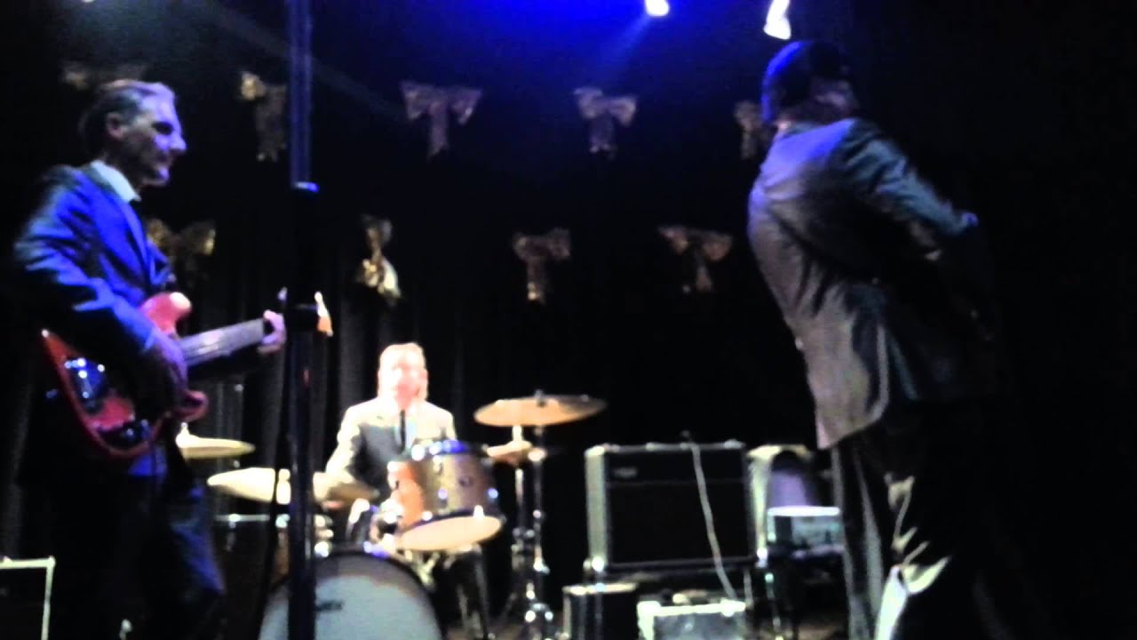 The Rapiers- F.B.I - YouTube