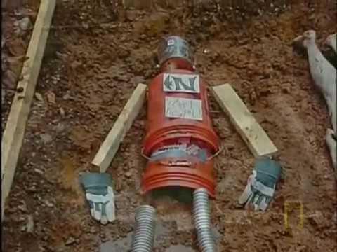 Les Secrets de la Ferme des corps - "Body Farm" - National Geographique ...
