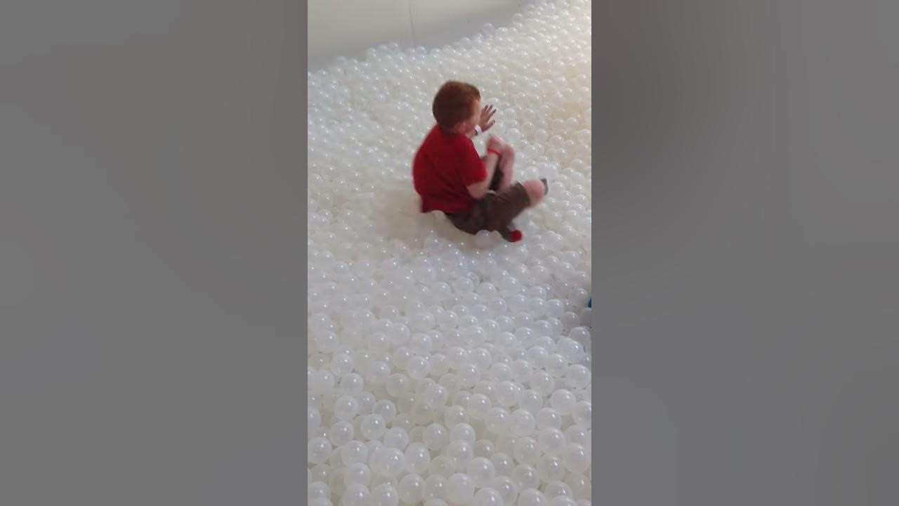 National Building Museum Beach Ball Pit - YouTube