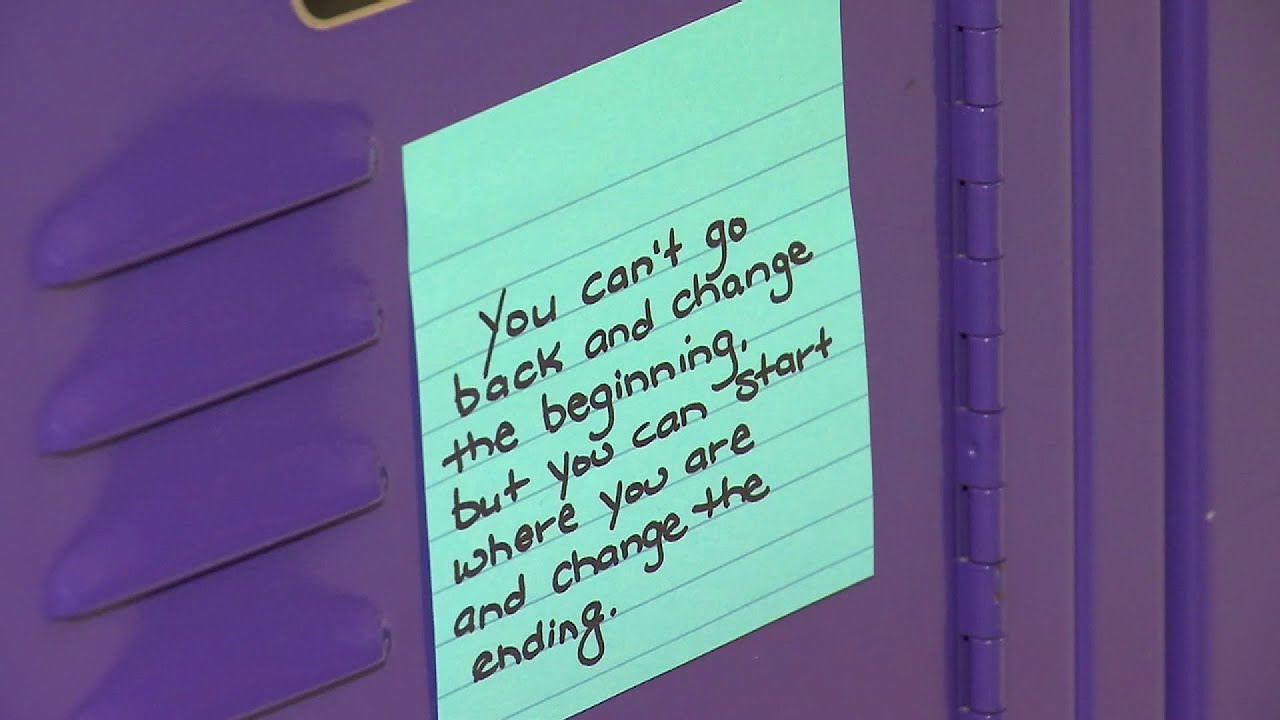 Inspirational story: Students find notes on thousands of lockers - YouTube