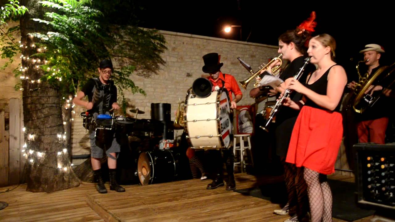 DMC Band Round Rock - YouTube