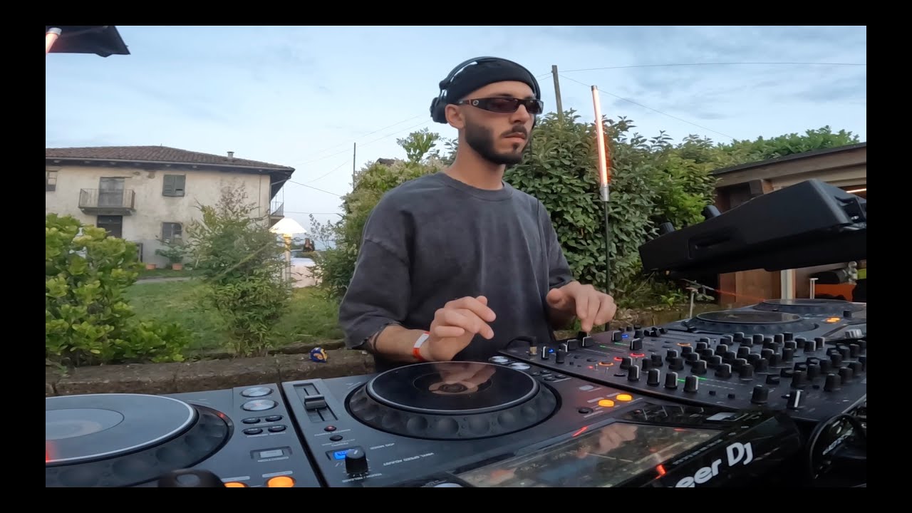 @DesogusMusic playing sunset dj-set at @ GenesiConcept Private Villa ...