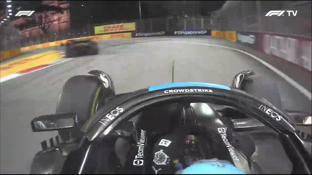George Russell crashes on the final lap | 2023 Singapore Grand Prix ...
