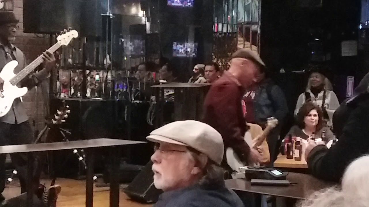 Lil Red And The Rooster Band - YouTube