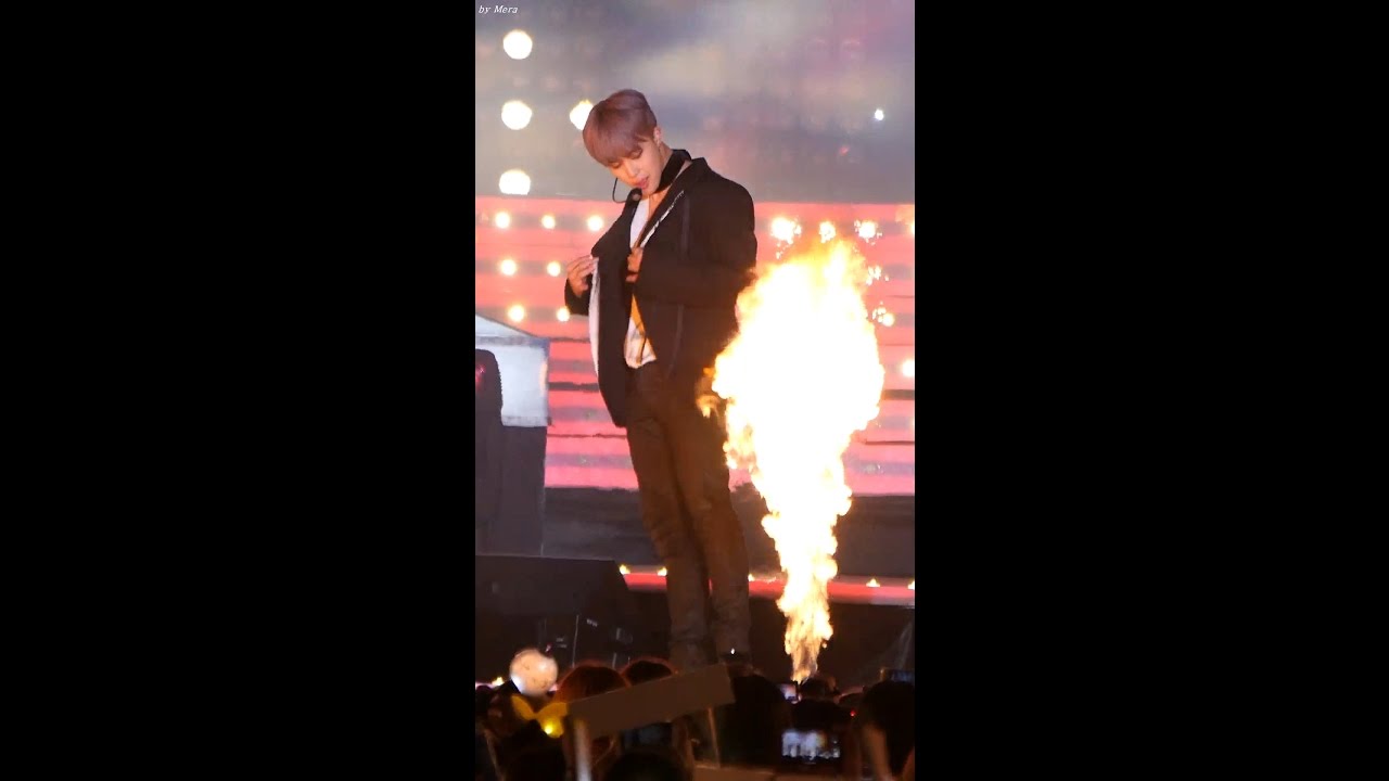 161018 방탄소년단 (BTS) FIRE (불타오르네) [지민] JIMIN 직캠 Fancam (시흥열린음악회) by Mera ...