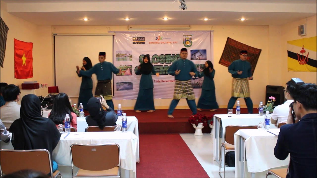 COP Da Nang Closing Ceremony - Opening performance - Jipin Laila Sembah ...