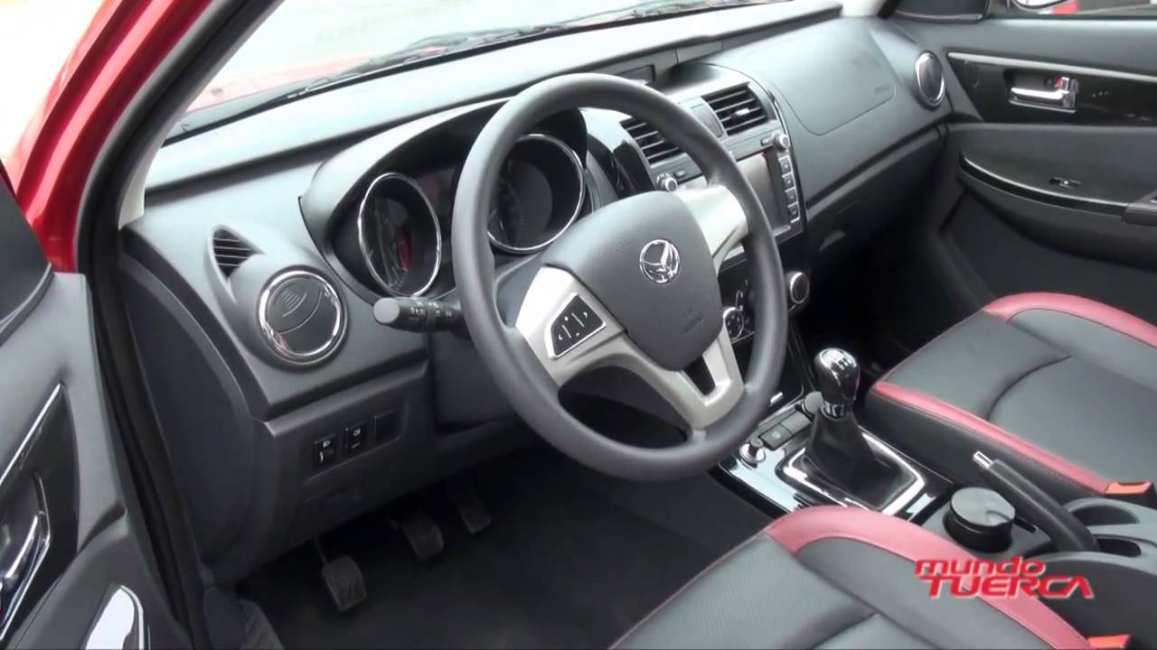 Baic YX presenta Kenbo S2 y Kenbo S3 - YouTube