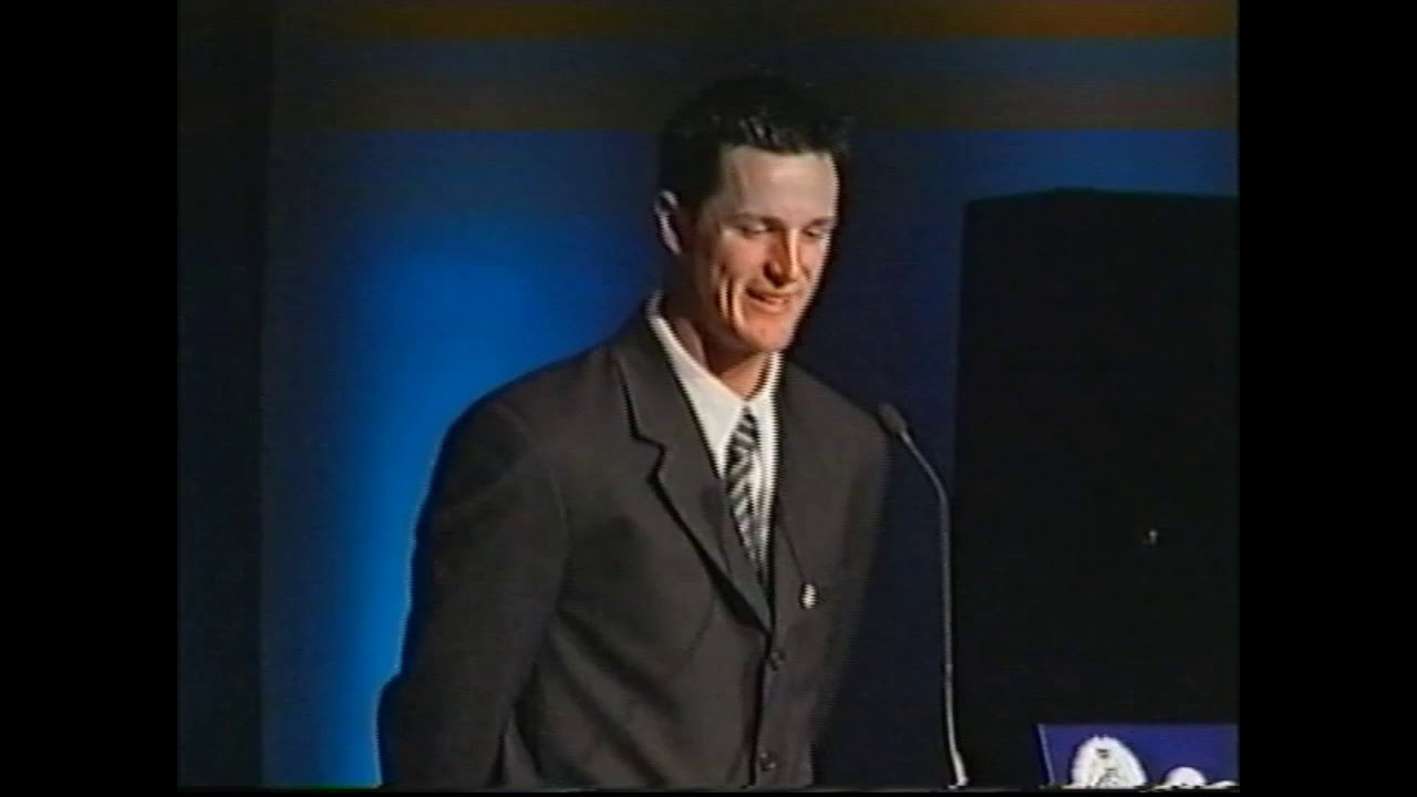 2002 Carlton Football Club Best and Fairest - Most Courageous - Luke ...