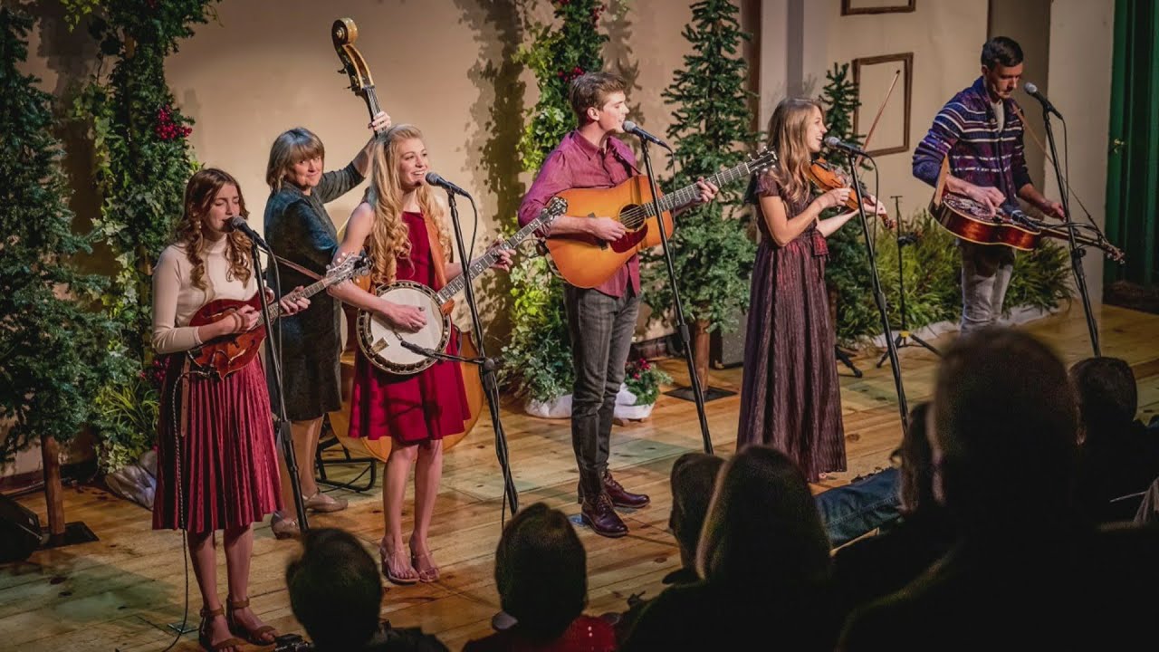 The Petersens Christmas Show - YouTube