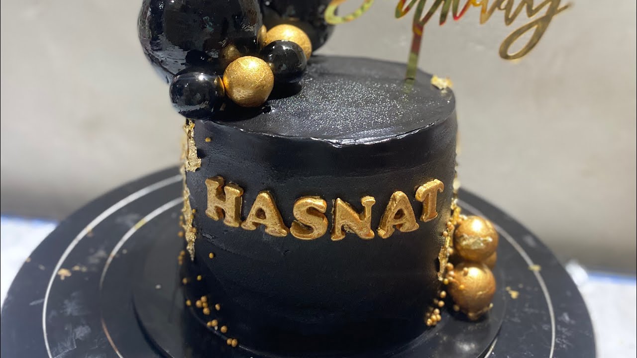 Black color in cakes | Fudge cake | Sugarlicious delights - YouTube