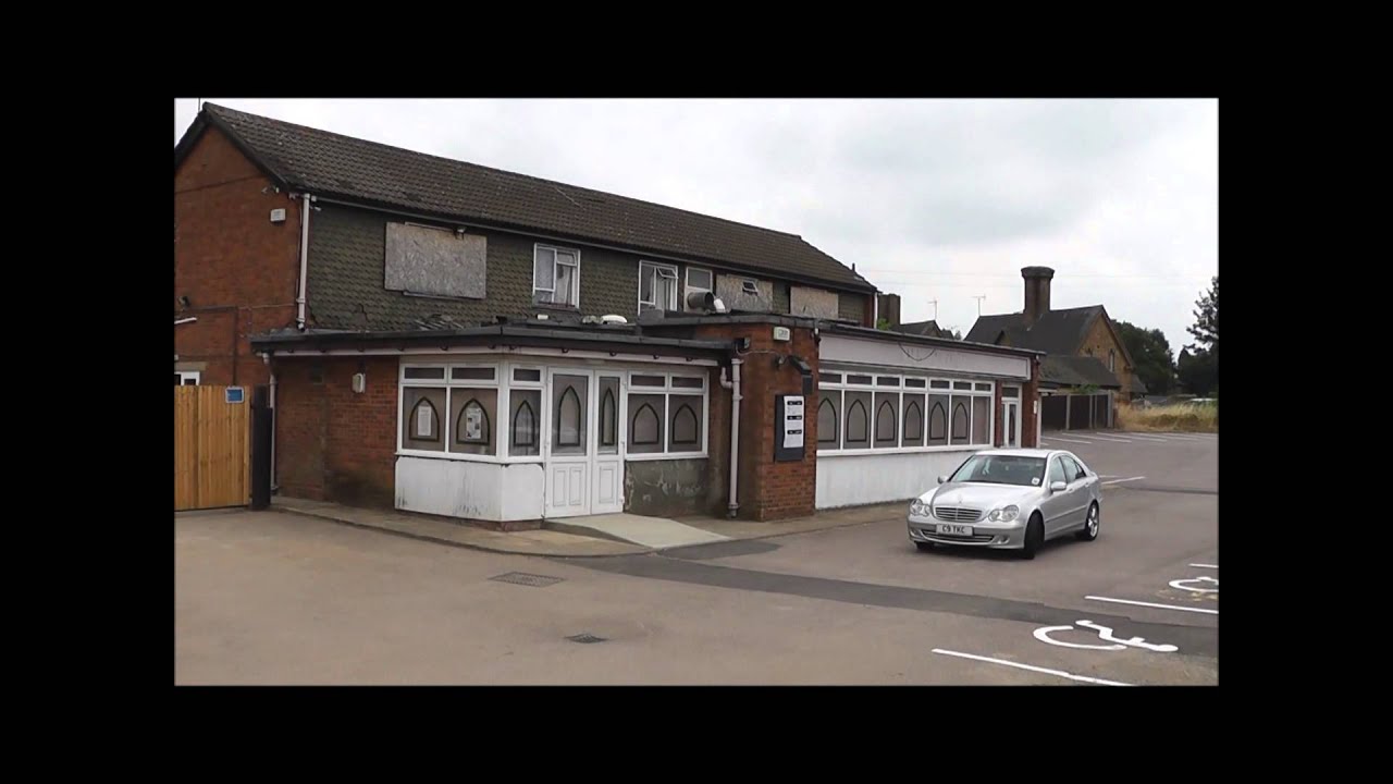 Bletchley Mosque Attack 21st July 2013 - YouTube