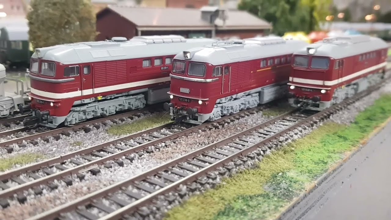 BR120 DR Spur TT, Rücklichteinbau unter 2 €. - YouTube