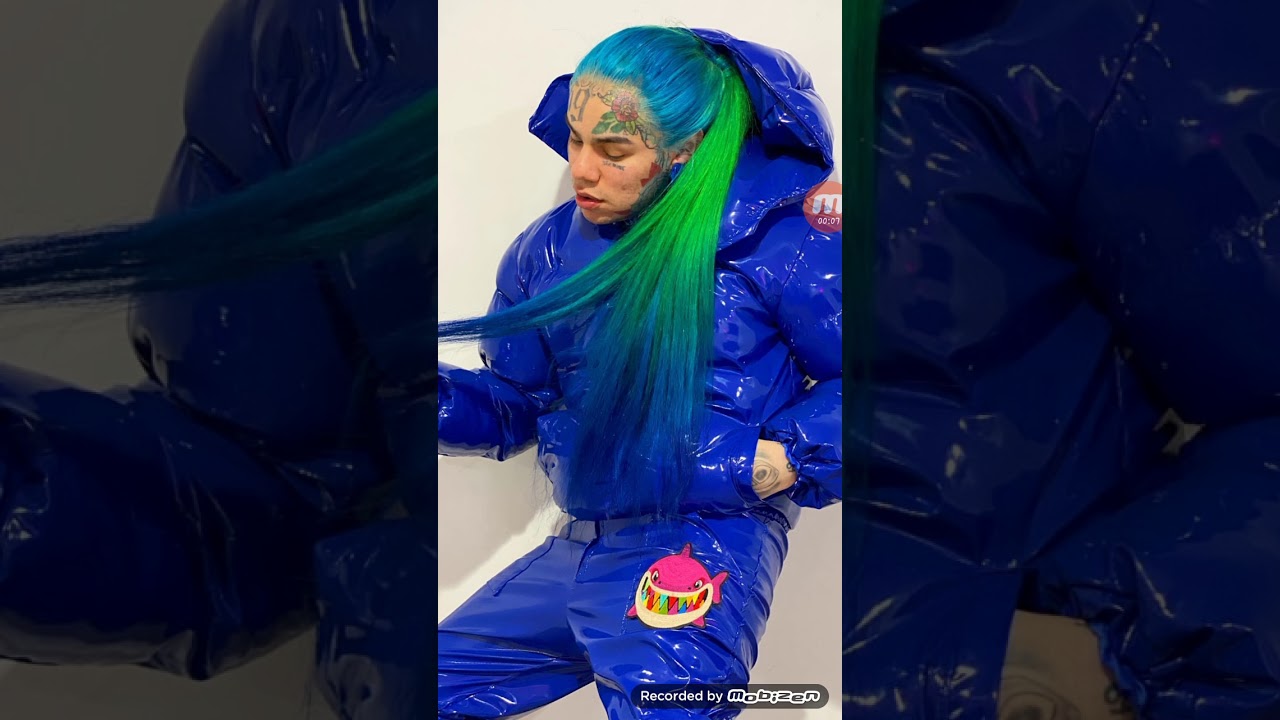 Tekashi 6ix9ine Rocks A New Wig And Talks Trash To "Gangsta Rapper ...