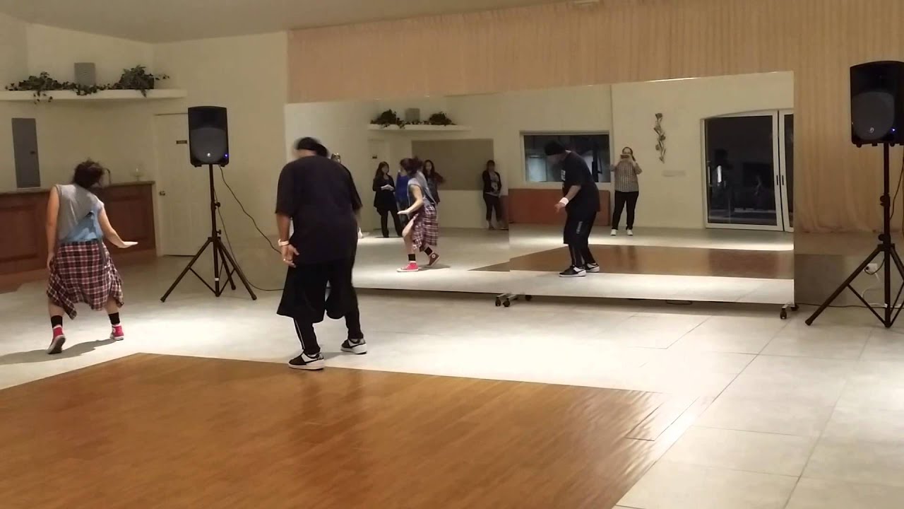 Oliver Crumes Hip Hop Beyoncé LOVE ON TOP - YouTube