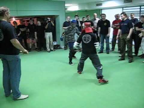 Бои на палках (ротанг): С.П.А.С. - ФБИ