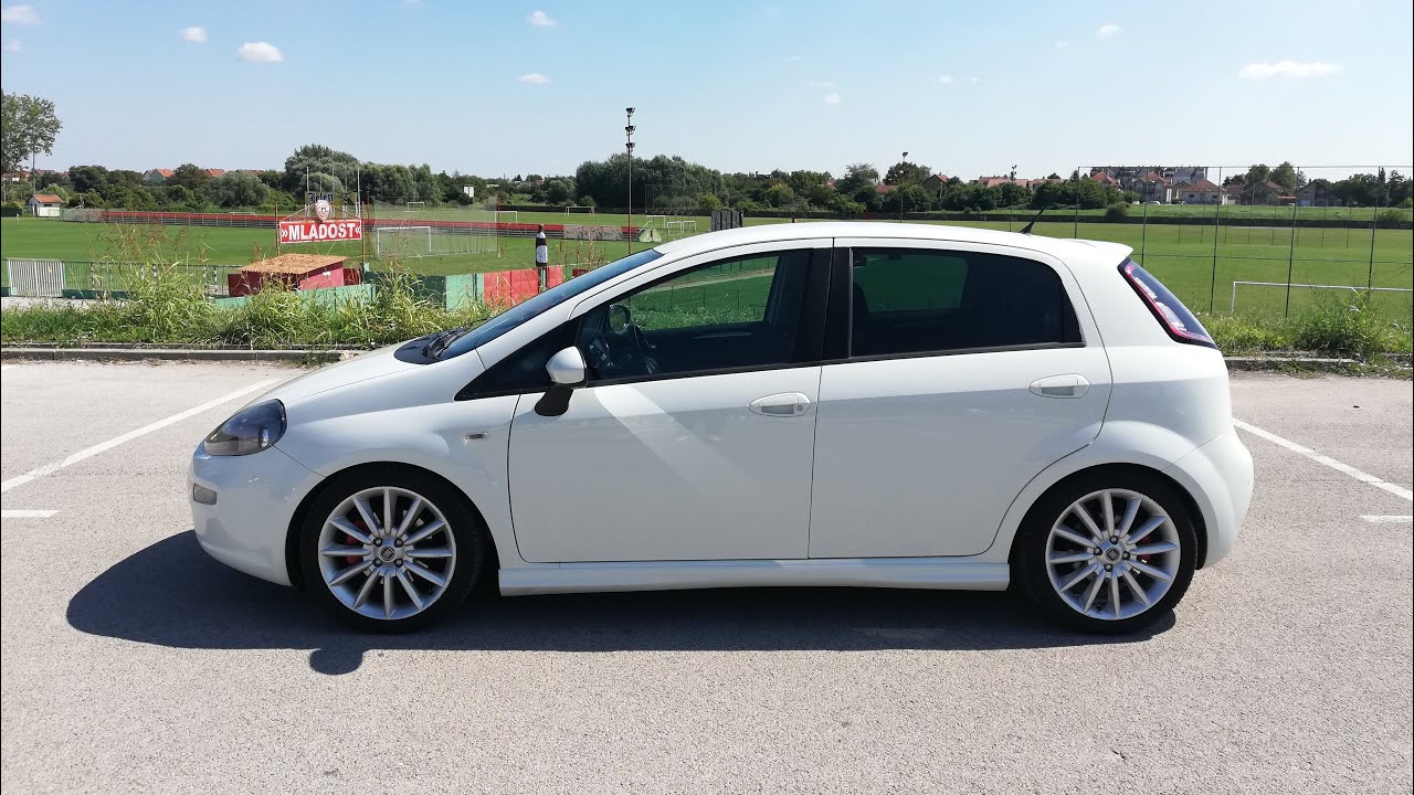 Fiat Punto 1.4 multiair 135 with Eibach Sportline springs - YouTube