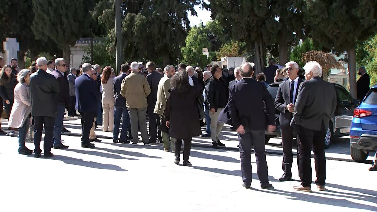 Μνημόσυνο για τα τρία χρόνια από τον θάνατο της Φώφης Γεννηματά - YouTube