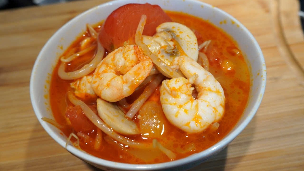 Ziangs: Hot and Sour soup Chinese Takeaway recipe (not traditional ...