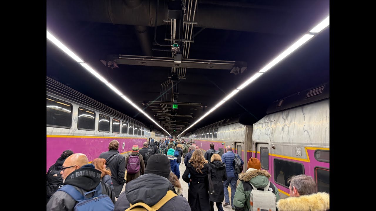 Let’s chat! Update on Cape Cod Commuter Rail/Heritage units and more ...
