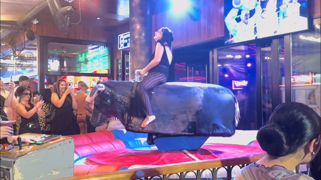 Latest mechanical bull riding May 20th 2024 in Benidorm Spain 🦬 - YouTube