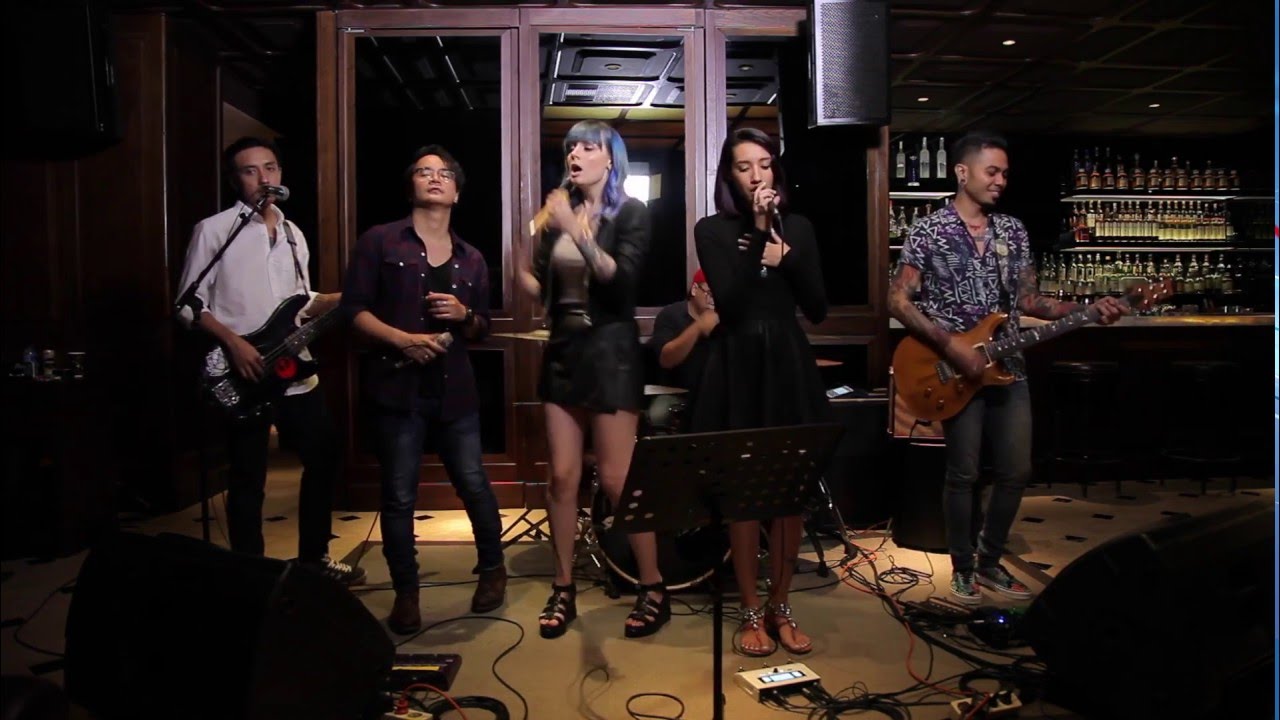 Icons Showreel - YouTube