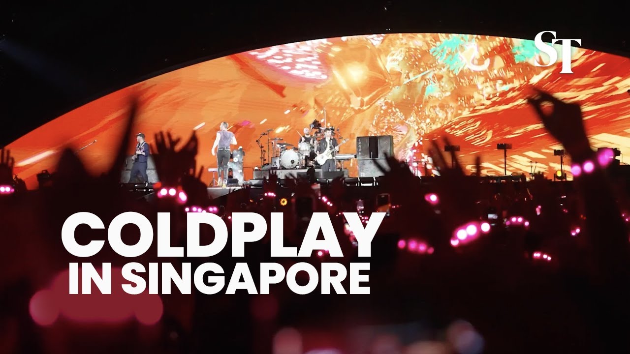 Coldplay in Singapore: The first night and the fans - YouTube