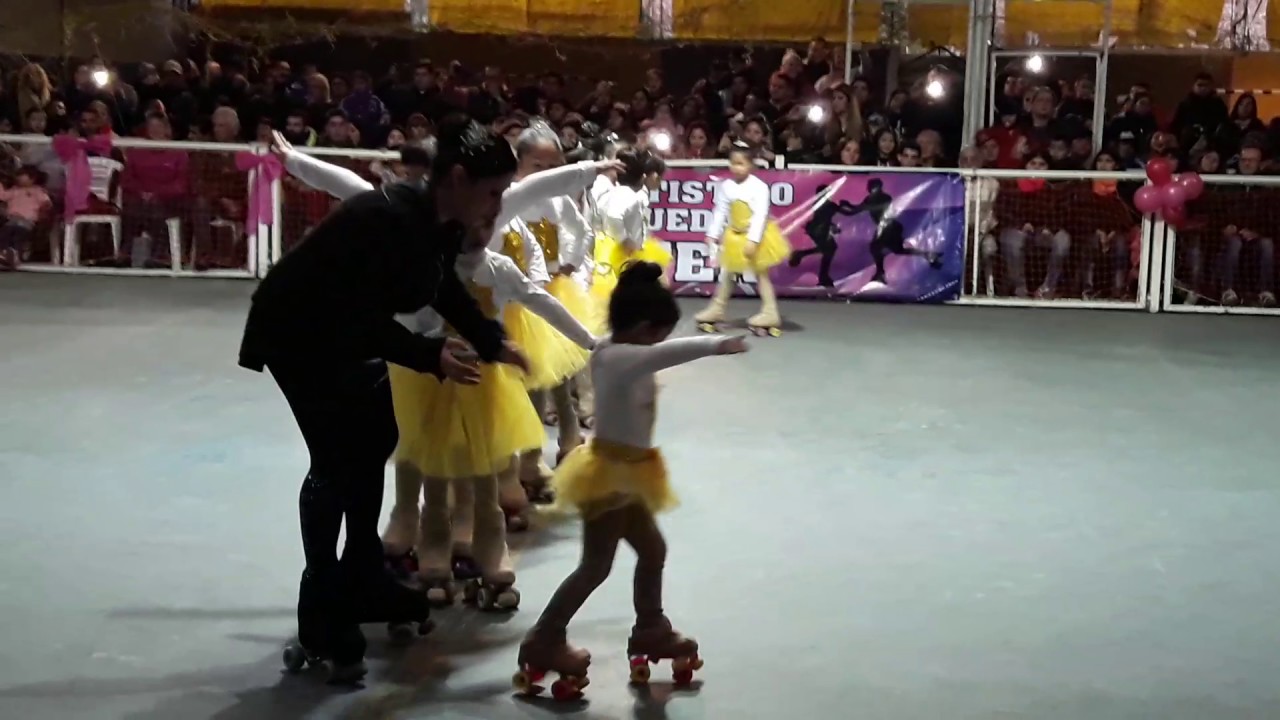 Primer show de Patin! Festival de invierno 2017! - YouTube