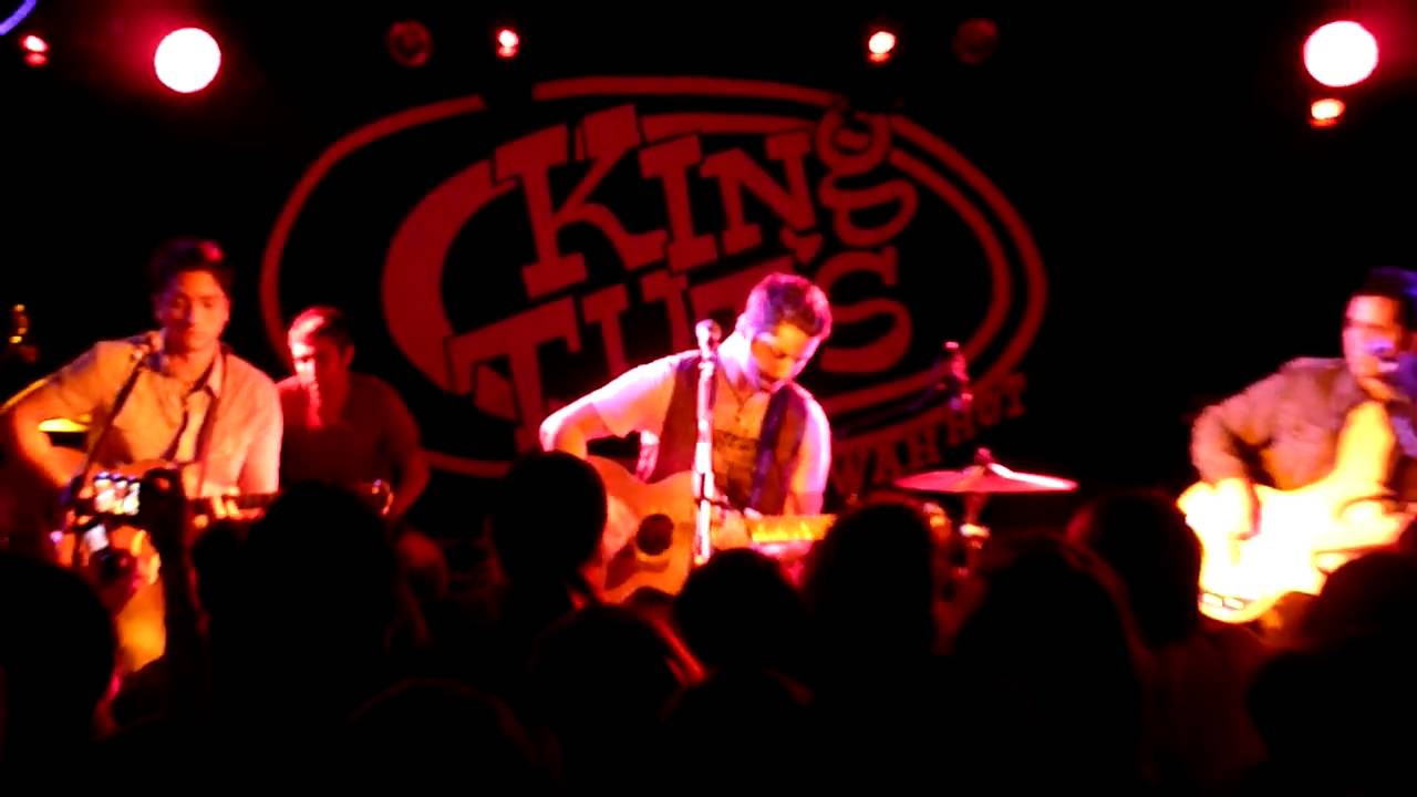 Boyce Avenue live HD- Lovestoned, Alejandro beatboxing (Glasgow) - YouTube