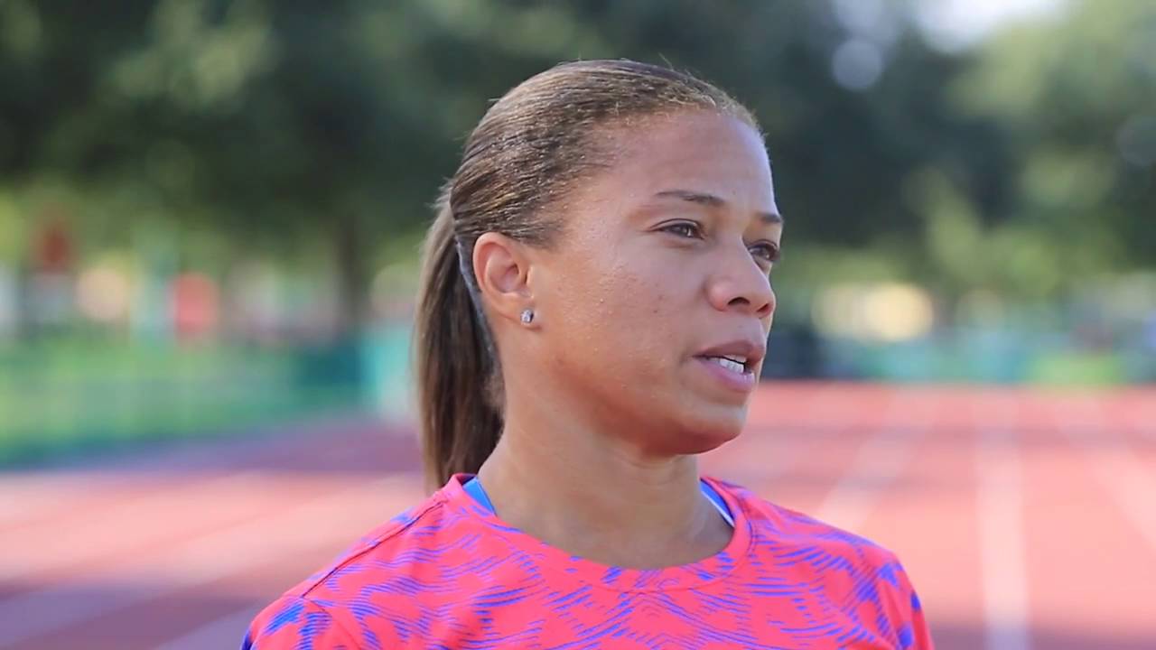 Paralympic Athlete April Holmes - YouTube