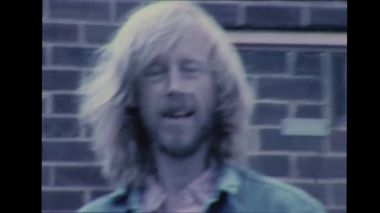 Tim Batty & Family on Holiday in Pagham 1978 - YouTube