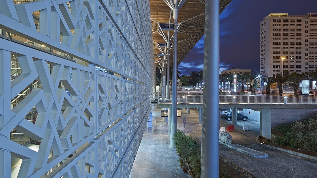 Casa Port station - YouTube