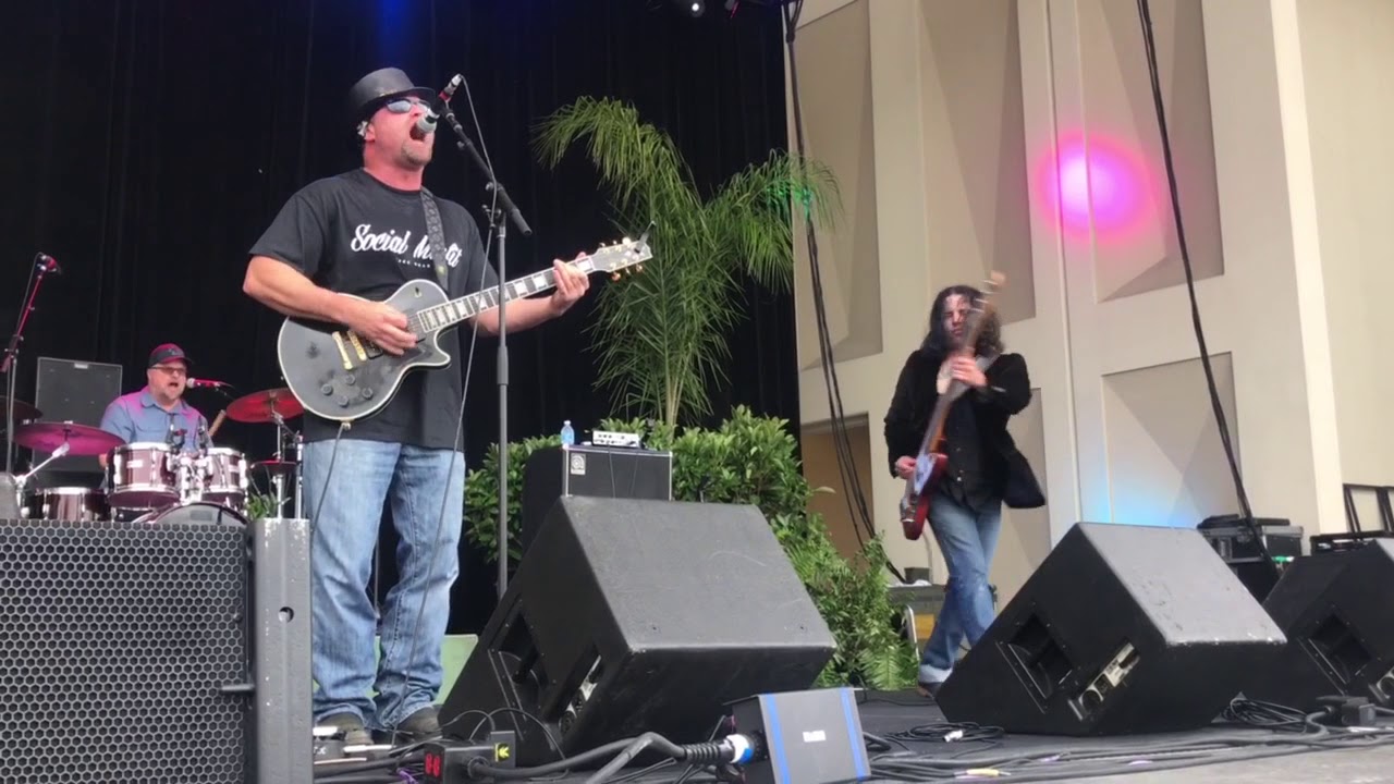 Shane Dwight - You Ain't The Devil - Springing the Blues/JAX Beach 2018 ...