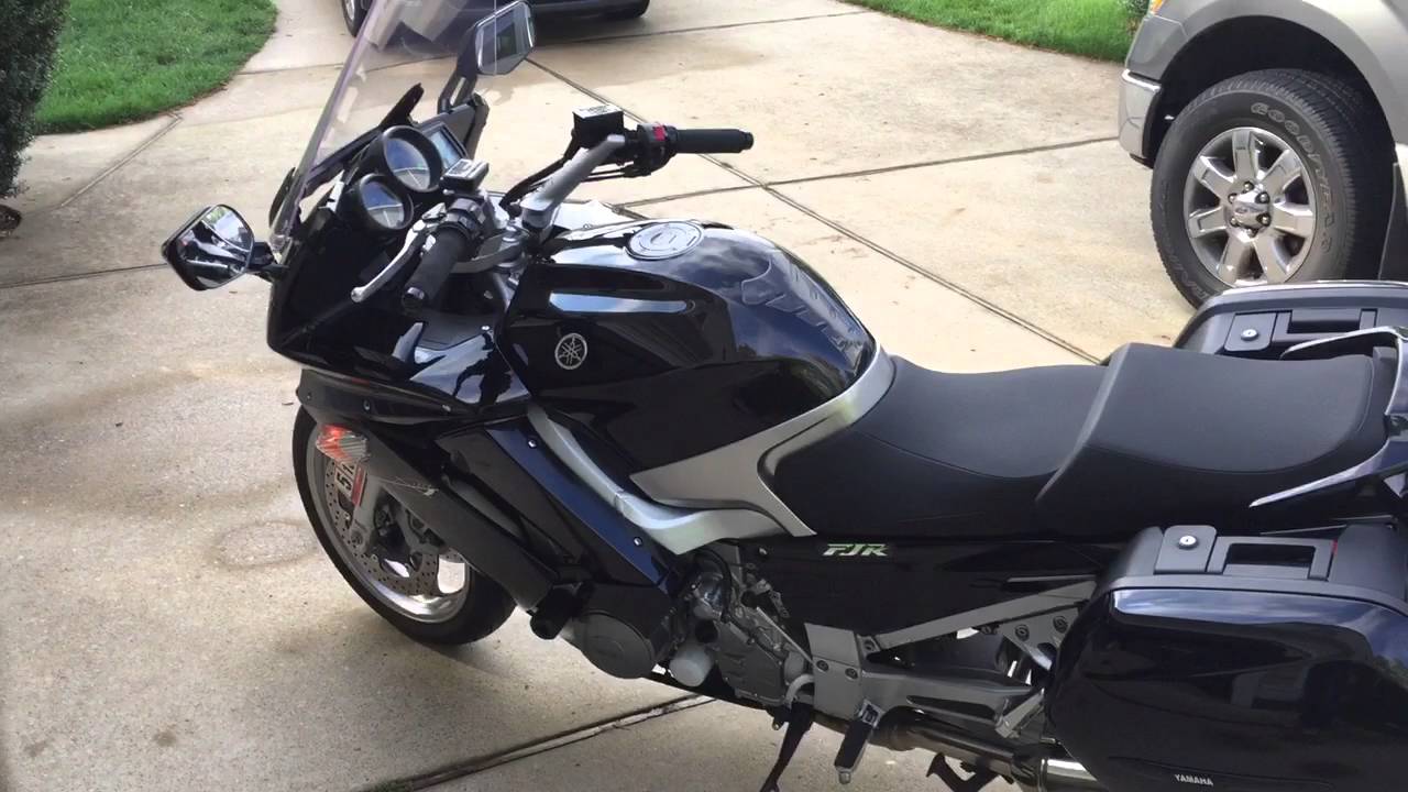 2008 Yamaha FJR 1300 - YouTube