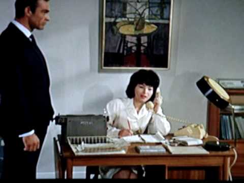Nice Secretary in White 1 / 2 " Dr No " James Bond 1962 - YouTube