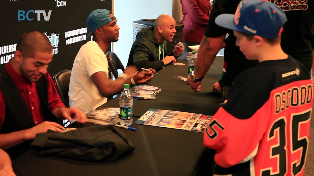 Boxers Meet Fans on Barclays Center Concourse - YouTube