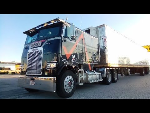 Freightliner Cabover With Spread Axle Reefer - YouTube