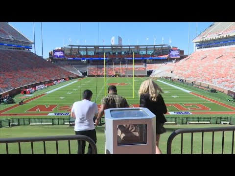 The history and tradition of Howard’s Rock at Clemson University - YouTube