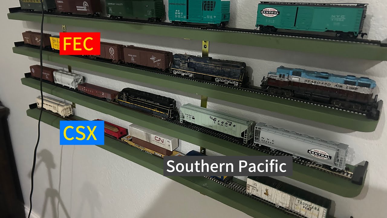 SP FEC and CSX in Ho scale - YouTube