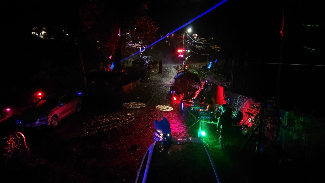 Haunted Driveway 2019 Walk Through - YouTube