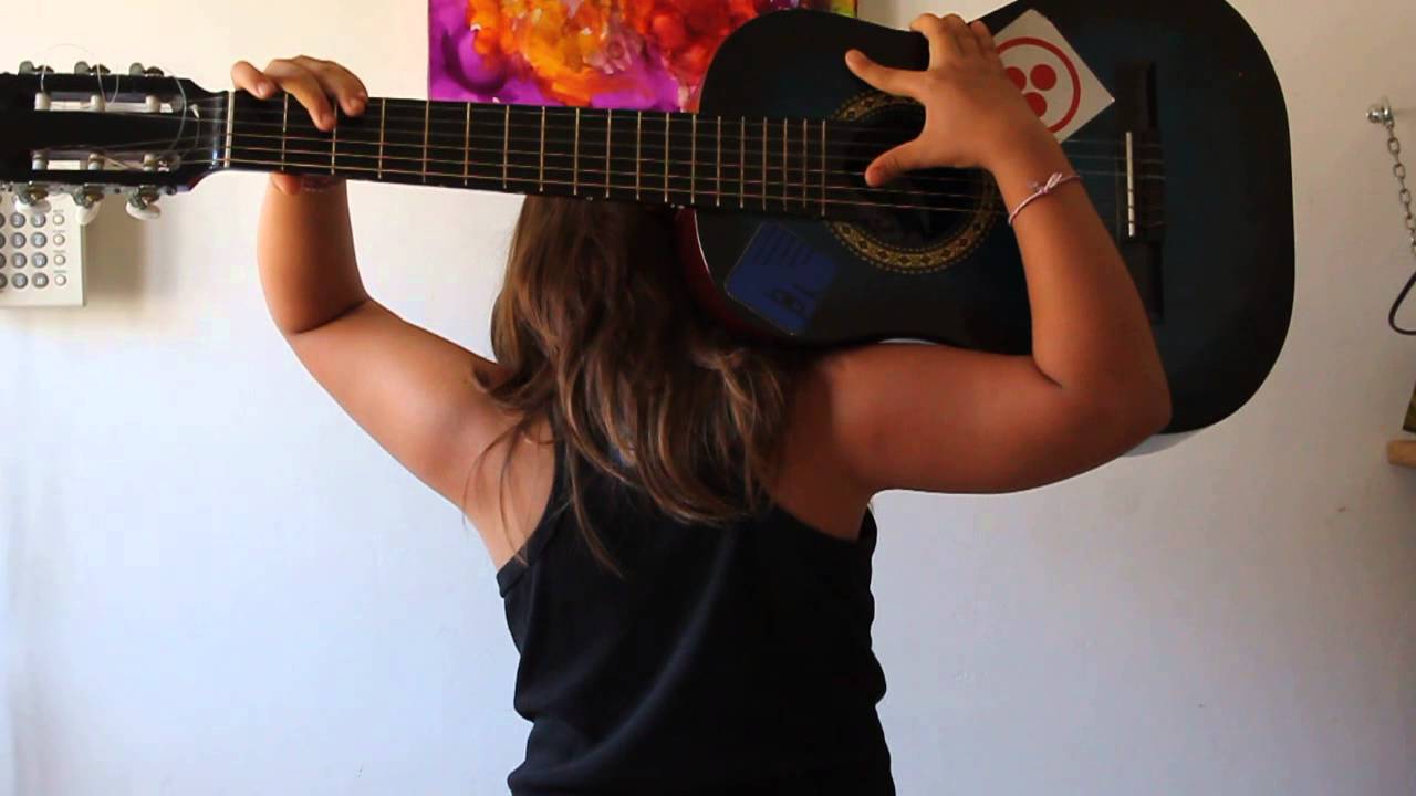 Fray Santiago por Chloé Silva - YouTube