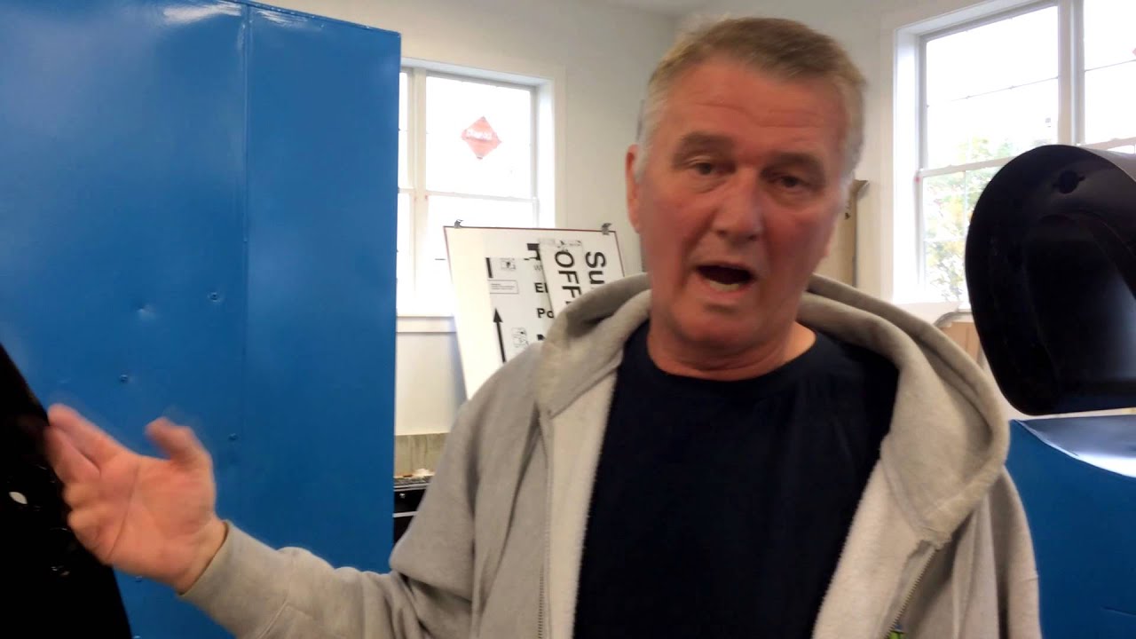 Chip Lawry video interview with Yoken's Sign restoration - YouTube