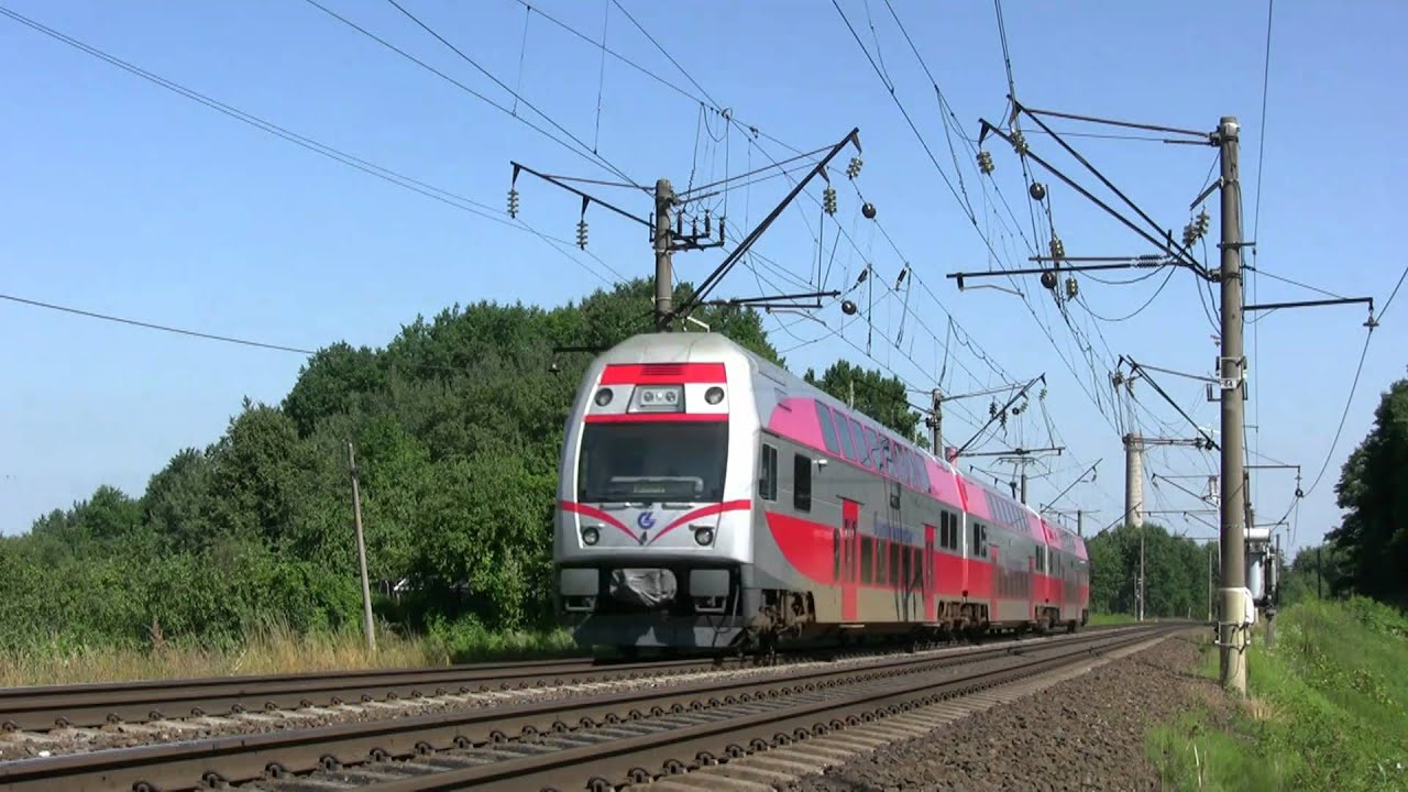 Электропоезд EJ575 на перегоне Вильниус-Панериай / EJ575 between ...
