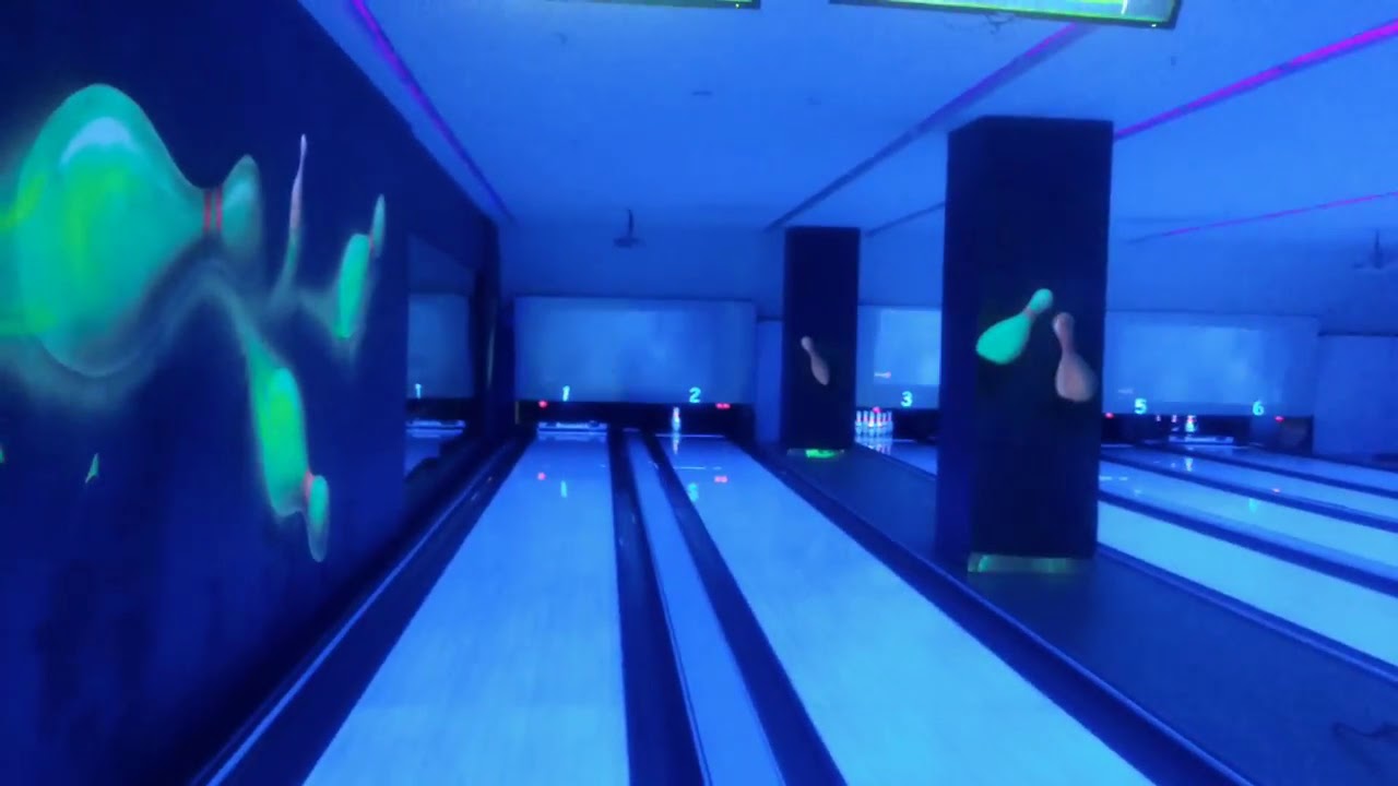 Bowling in elante perfect hot sexy shot - YouTube