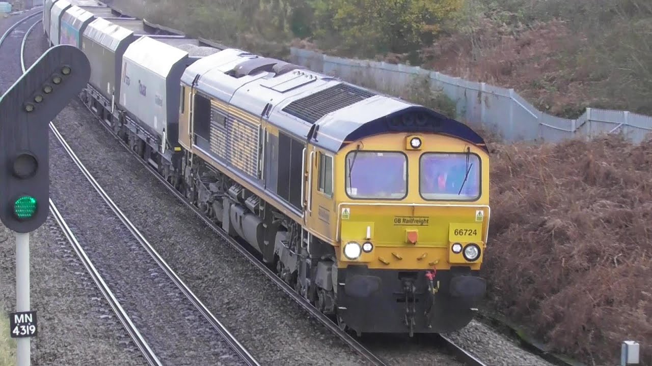 (HD) GBRF Class 66724 On A Cemex Stone Train On 6J46 Passing Ashton ...