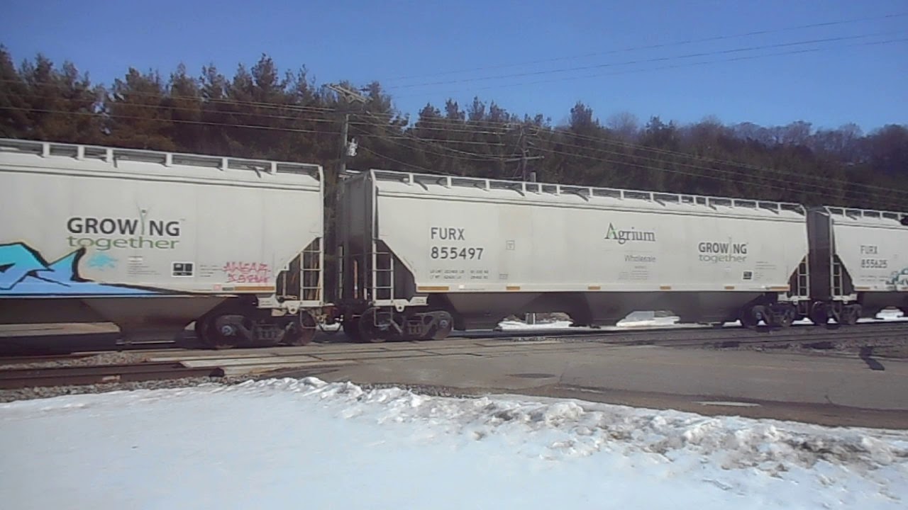 BNSF 8116 w/fertilizer(?) unit train 2/22/20 - YouTube