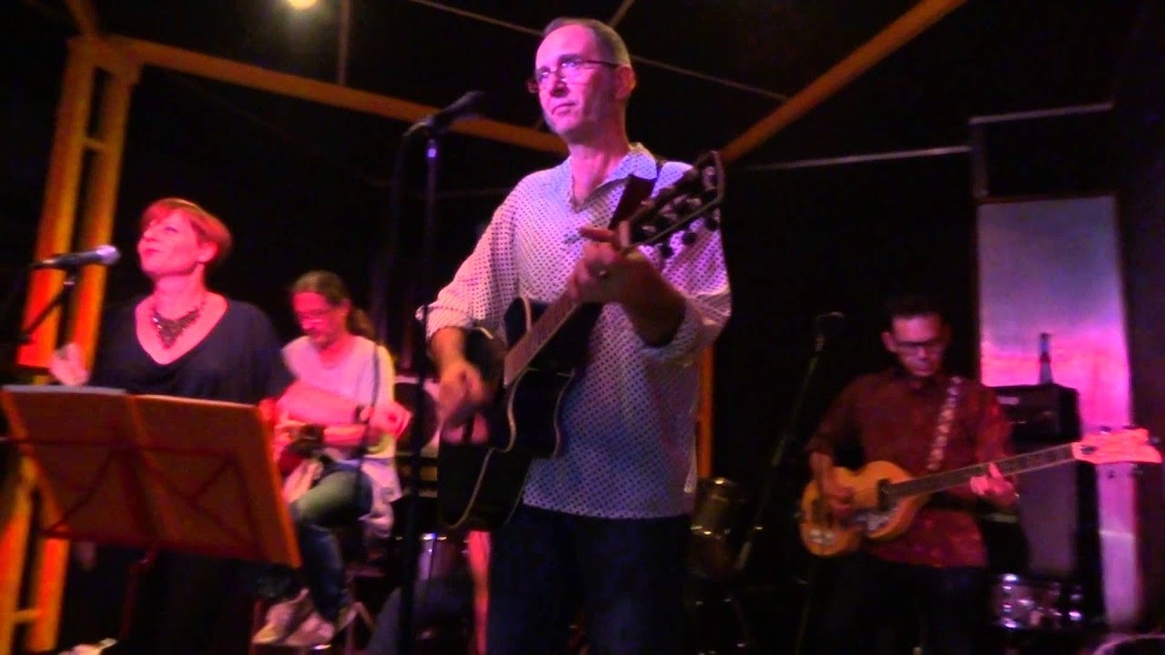 Lola Baker en Nautilus 9-10-2015 - YouTube