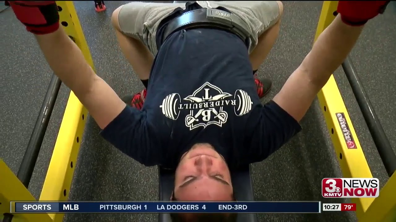 Bartz One of the Best High School Powerlifters in Country - YouTube