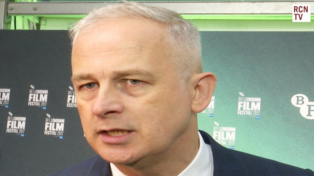 Director Dominic Cooke Interivew On Chesil Beach Premiere - YouTube