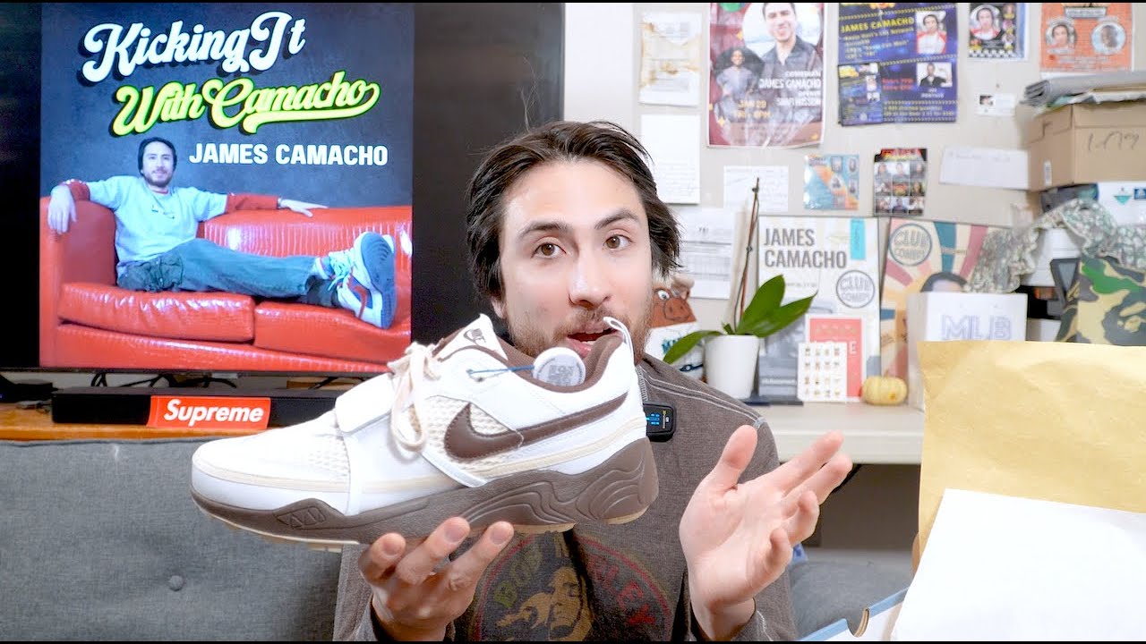 Comedian Unboxes Travis Scott Zoom Field Jaxx Chocolate EARLY LOOK ...