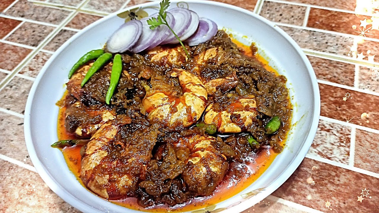 নারকেল দুধে চিংড়ি মাছের মালাইকারি রান্নার রেসিপি || Chingri Macher ...